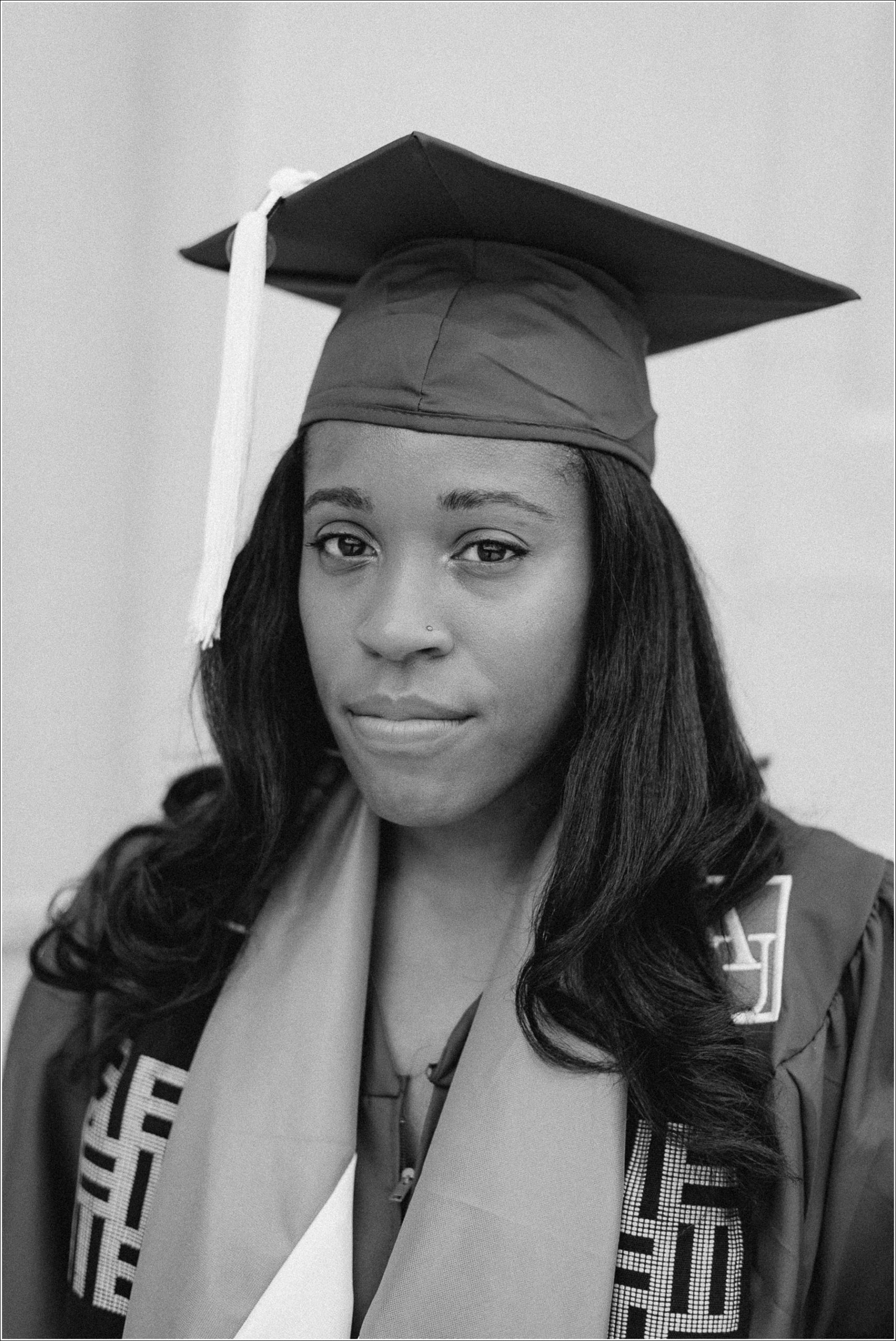 Graduation Photos | American University - sarahlaughlandphotography.com